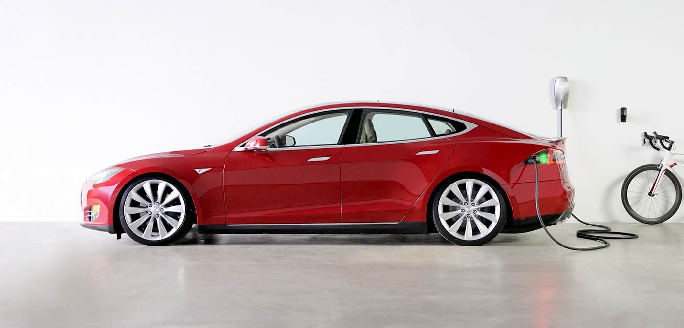 Tesla Model 3 vs Gas Cars - ALEX SHOOLMAN